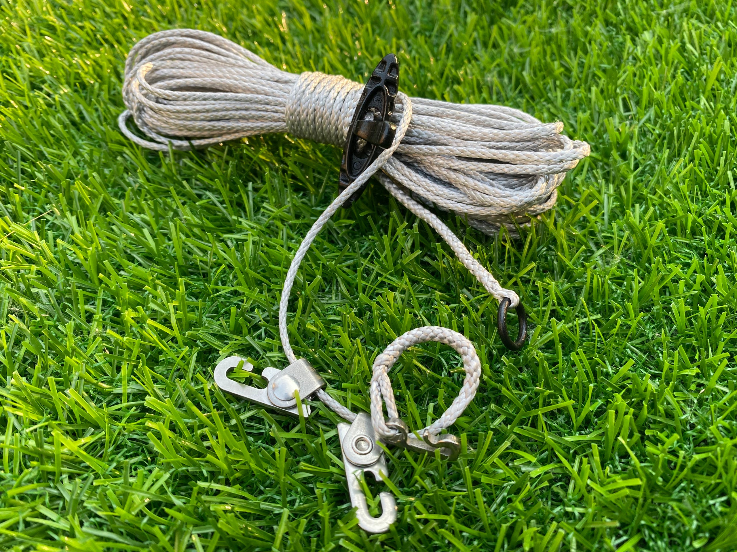 Tarp Ridgeline + Ti Hook + Nama Claws | Keith Ultralight Hammock